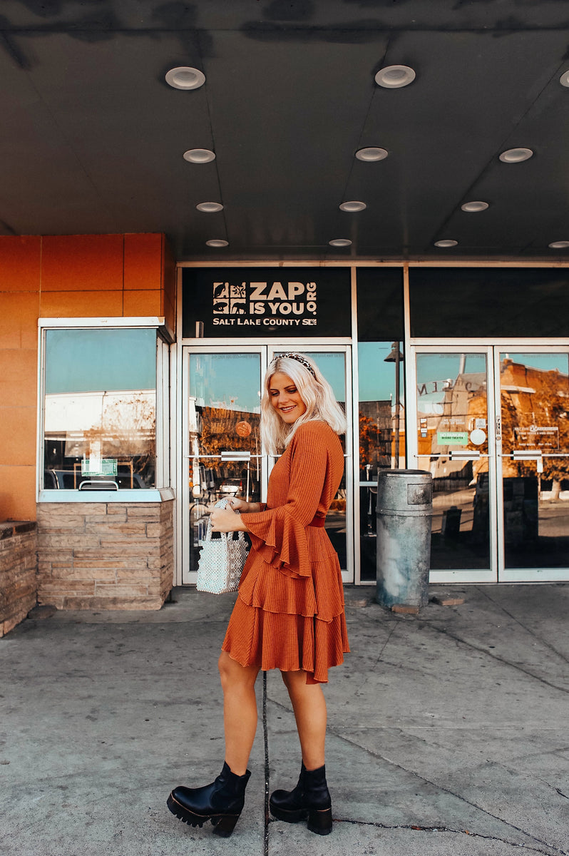 Sweet Sunday Ribbed Dress //Chai – Coco McCall Shop